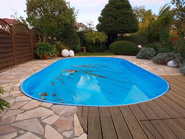 Tips for a Successful Swimming Pool Closing This Fall | S & H Pools